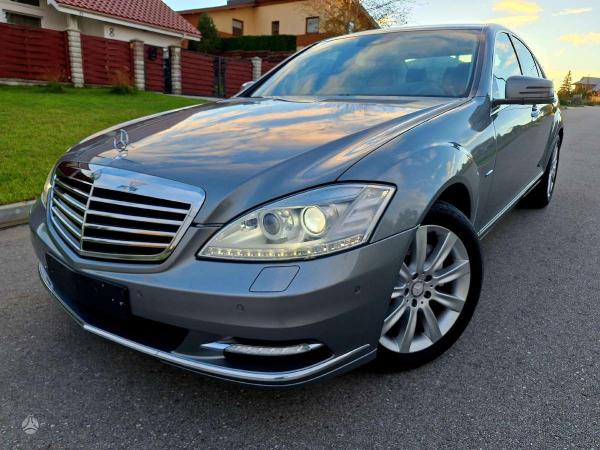 Grey Mercedes-Benz S 350 2010 in Klaipeda, with an engine capacity of 2.99 L and mileage of 244 thousand km for 11400 €, photo 9 on AUTOMOTO.COM.LV