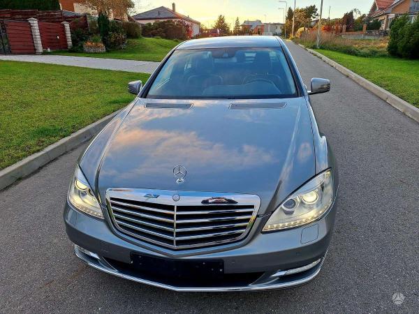 Grey Mercedes-Benz S 350 2010 in Klaipeda, with an engine capacity of 2.99 L and mileage of 244 thousand km for 11400 €, photo 10 on AUTOMOTO.COM.LV