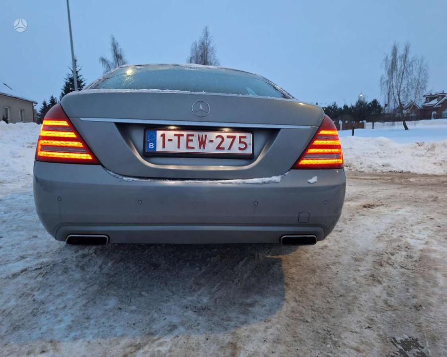 Pelēks Mercedes-Benz S 350 2010 Klaipėda, ar dzinēja tilpumu 3.00 L un nobraukumu 244 tūkst. km par 11200 €, foto 11 vietnē AUTOMOTO.COM.LV