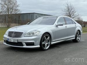 Pelēks Mercedes-Benz S 350 2010 Liepāja, ar dzinēja tilpumu 3.00 L un nobraukumu 263 tūkst. km par 12500 €, foto 3 vietnē AUTOMOTO.COM.LV