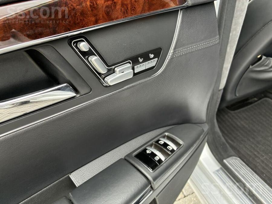 Pelēks Mercedes-Benz S 350 2010 Liepāja, ar dzinēja tilpumu 3.00 L un nobraukumu 263 tūkst. km par 12500 €, foto 12 vietnē AUTOMOTO.COM.LV