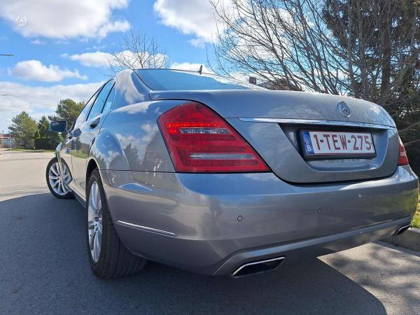 Pelēks Mercedes-Benz S 350 2010 Klaipėda, ar dzinēja tilpumu 2.99 L un nobraukumu 240 tūkst. km par 10400 €, foto 8 vietnē AUTOMOTO.COM.LV