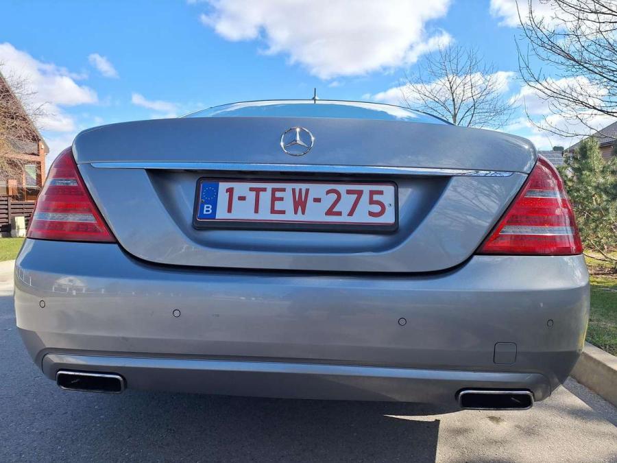 Серый Мерседес С 350 2010 в Клайпеда, объемом двигателя 2.99 л и пробегом 240 тыс. км за 10400 €, фото 12 на AUTOMOTO.COM.LV
