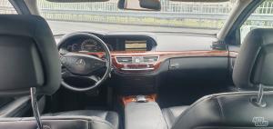 Pelēks Mercedes-Benz S 350 2010 Viļņa, ar dzinēja tilpumu 3.00 L un nobraukumu 0 tūkst. km par 5900 €, foto 16 vietnē AUTOMOTO.COM.LV