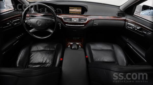 Pelēks Mercedes-Benz S 350 2010 Jelgava, ar dzinēja tilpumu 3.00 L un nobraukumu 322 tūkst. km par 10400 €, foto 10 vietnē AUTOMOTO.COM.LV