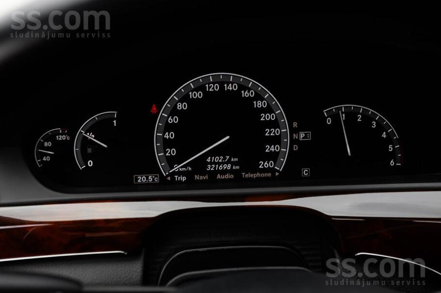 Серый Мерседес С 350 2010 в Елгава, объемом двигателя 3.00 л и пробегом 322 тыс. км за 10400 €, фото 18 на AUTOMOTO.COM.LV