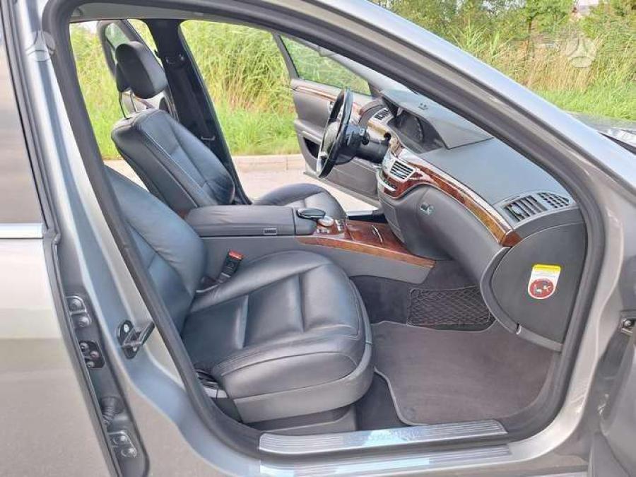 Pelēks Mercedes-Benz S 350 2010 Klaipėda, ar dzinēja tilpumu 2.99 L un nobraukumu 240 tūkst. km par 10090 €, foto 16 vietnē AUTOMOTO.COM.LV