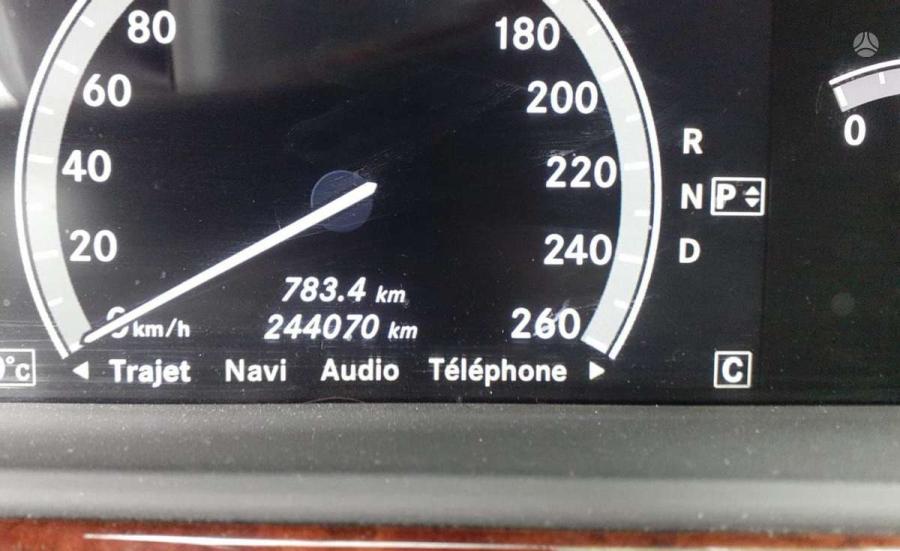 Pelēks Mercedes-Benz S 350 2010 Klaipėda, ar dzinēja tilpumu 2.99 L un nobraukumu 240 tūkst. km par 10090 €, foto 19 vietnē AUTOMOTO.COM.LV