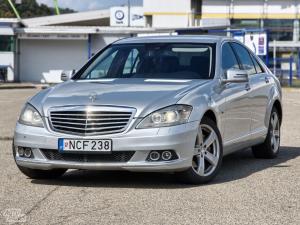 Grey Mercedes-Benz S 350 2010 in Vilnius, with an engine capacity of 3.00 L and mileage of 380 thousand km for 5700 €, photo  on AUTOMOTO.COM.LV