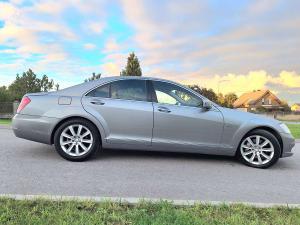 Grey Mercedes-Benz S 350 2010 in Klaipeda, with an engine capacity of 2.99 L and mileage of 240 thousand km for 9300 €, photo 8 on AUTOMOTO.COM.LV