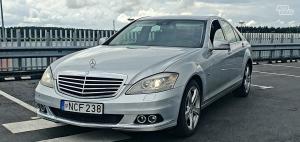 Grey Mercedes-Benz S 350 2010 in Vilnius, with an engine capacity of 3.00 L and mileage of 380 thousand km for 5700 €, photo  on AUTOMOTO.COM.LV