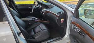Grey Mercedes-Benz S 350 2011 in Panevezys, with an engine capacity of 2.99 L and mileage of 326 thousand km for 9900 €, photo 17 on AUTOMOTO.COM.LV