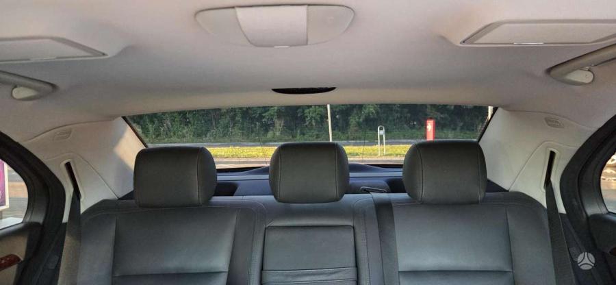 Grey Mercedes-Benz S 350 2011 in Panevezys, with an engine capacity of 2.99 L and mileage of 326 thousand km for 9900 €, photo 25 on AUTOMOTO.COM.LV