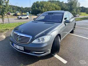 Серый Мерседес С 350 2011 в Вильнюс, объемом двигателя 2.90 л и пробегом 418 тыс. км за 8750 €, фото 15 на AUTOMOTO.COM.LV