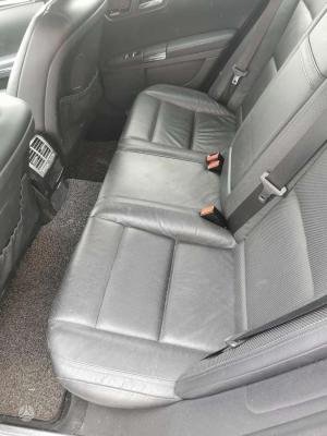 Grey Mercedes-Benz S 350 2013 in Siauliai, with an engine capacity of 2.99 L and mileage of 268 thousand km for 9300 €, photo 13 on AUTOMOTO.COM.LV