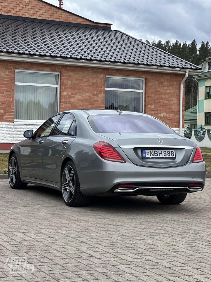 Pelēks Mercedes-Benz S 350 2014 Viļņa, ar dzinēja tilpumu 3.00 L un nobraukumu 195 tūkst. km par 22900 €, foto 15 vietnē AUTOMOTO.COM.LV