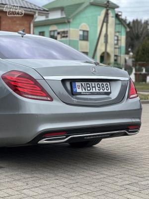 Pelēks Mercedes-Benz S 350 2014 Viļņa, ar dzinēja tilpumu 3.00 L un nobraukumu 195 tūkst. km par 22900 €, foto 17 vietnē AUTOMOTO.COM.LV