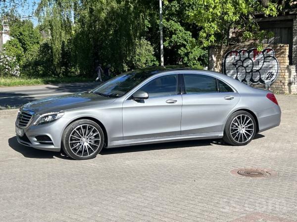 Серый Мерседес С 350 2014 в Рига, объемом двигателя 3.00 л и пробегом 156 тыс. км за 29000 €, фото 2 на AUTOMOTO.COM.LV