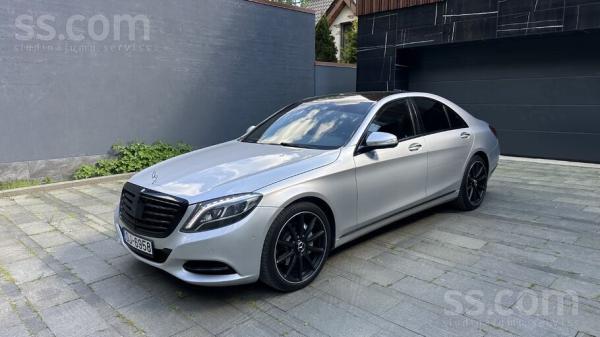 Grey Mercedes-Benz S 350 2014 in Jurmala, with an engine capacity of 3.00 L and mileage of 284 thousand km for 19500 €, photo 1 on AUTOMOTO.COM.LV