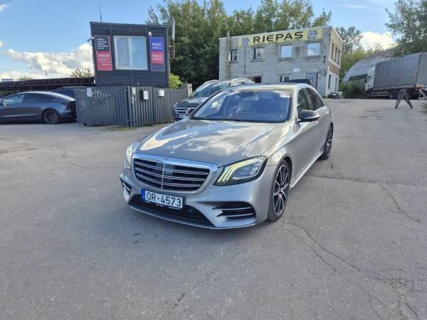 Mercedes-Benz S 350 2014 Rīga vietnē Pelēks Mercedes-Benz S 350 2014 Rīga, ar dzinēja tilpumu 3.00 L un nobraukumu 276 tūkst. km par 22990 €, foto 1 vietnē AUTOMOTO.COM.LV