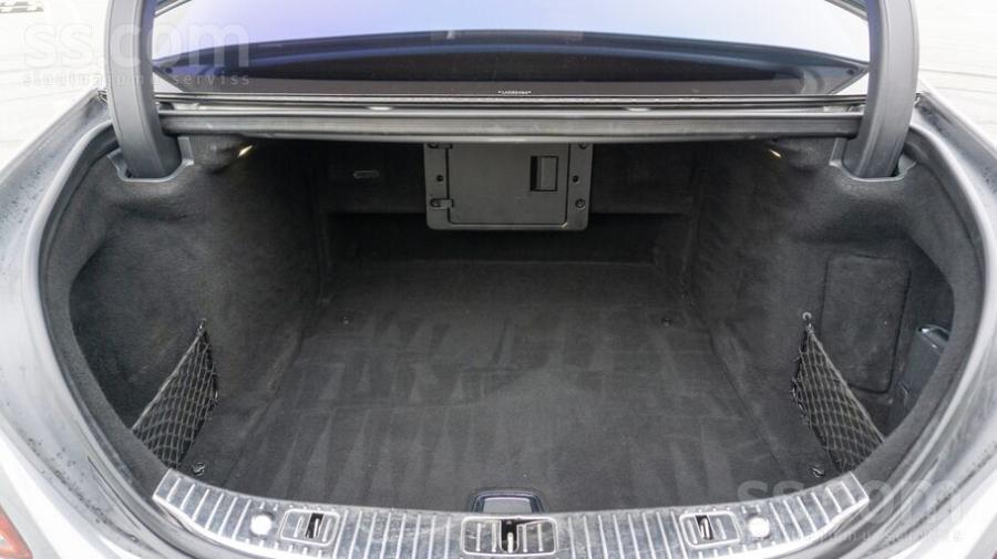 Grey Mercedes-Benz S 350 2014 in Riga, with an engine capacity of 3.00 L and mileage of 276 thousand km for 22990 €, photo 62 on AUTOMOTO.COM.LV