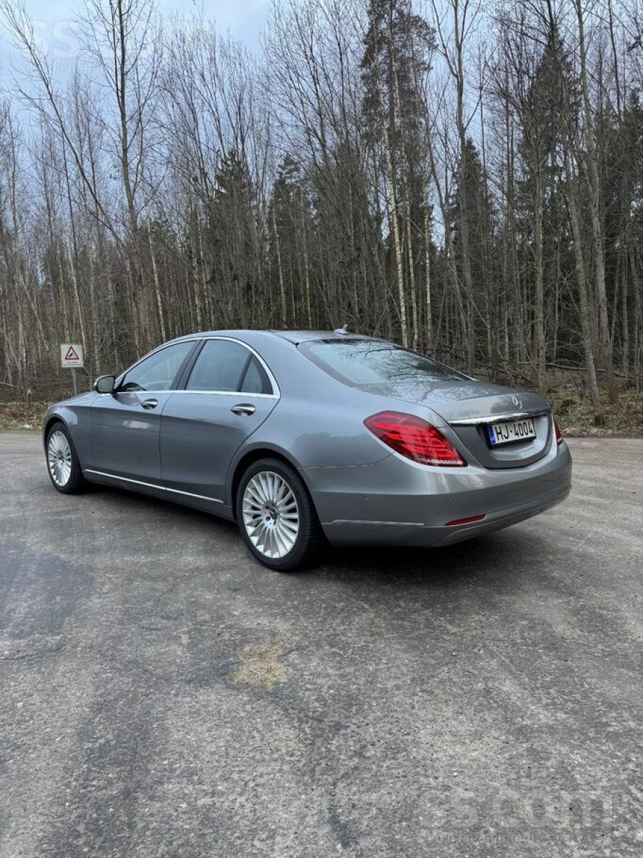 Pelēks Mercedes-Benz S 350 2015 Rīga, ar dzinēja tilpumu 3.00 L un nobraukumu 299 tūkst. km par 20500 €, foto 3 vietnē AUTOMOTO.COM.LV