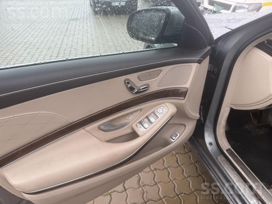 Grey Mercedes-Benz S 350 2015 in Riga, with an engine capacity of 3.00 L and mileage of 290 thousand km for 17000 €, photo 12 on AUTOMOTO.COM.LV