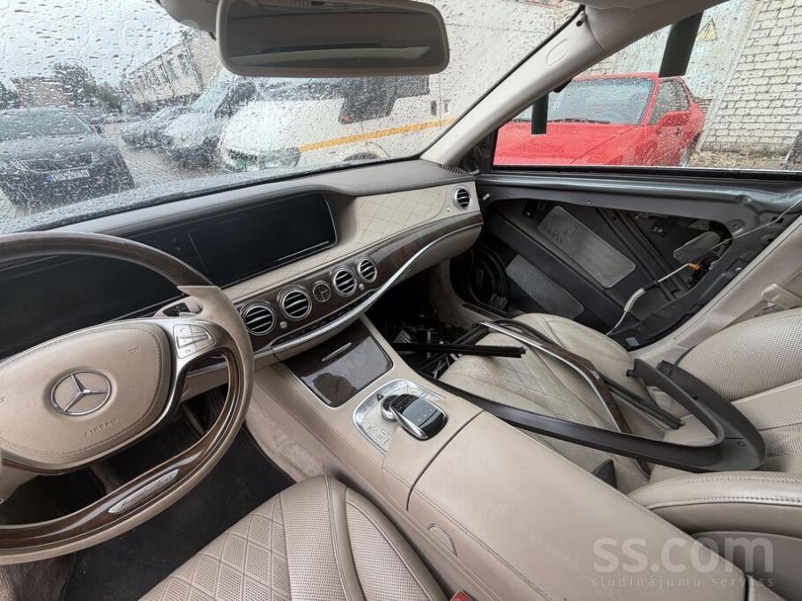 Grey Mercedes-Benz S 350 2015 in Riga, with an engine capacity of 3.00 L and mileage of 290 thousand km for 17000 €, photo 13 on AUTOMOTO.COM.LV