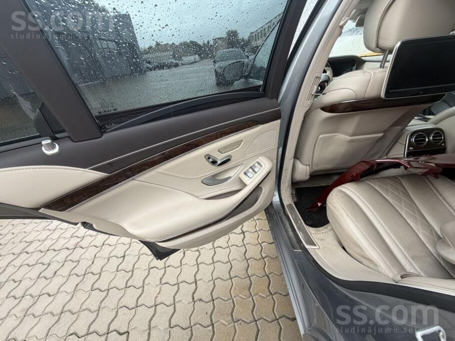Grey Mercedes-Benz S 350 2015 in Riga, with an engine capacity of 3.00 L and mileage of 290 thousand km for 17000 €, photo 14 on AUTOMOTO.COM.LV