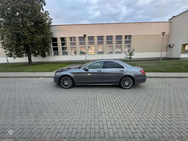 Grey Mercedes-Benz S 350 2016 in Vilnius, with an engine capacity of 2.99 L and mileage of 344 thousand km for 24500 €, photo 4 on AUTOMOTO.COM.LV