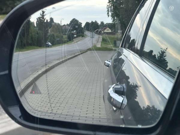 Grey Mercedes-Benz S 350 2016 in Vilnius, with an engine capacity of 2.99 L and mileage of 344 thousand km for 22000 €, photo 11 on AUTOMOTO.COM.LV