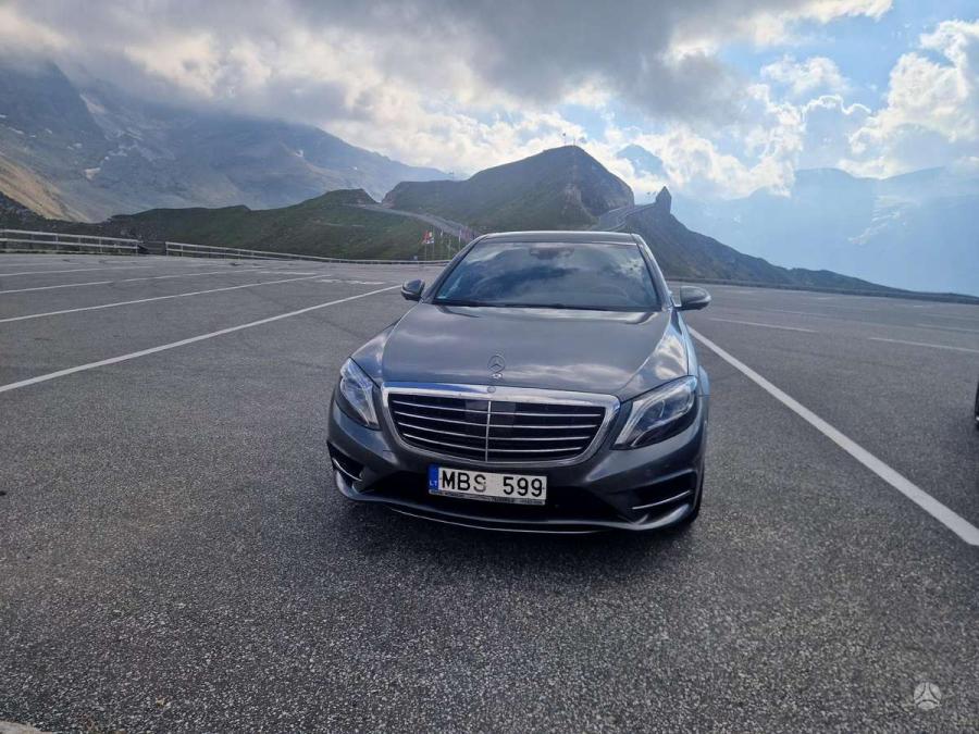 Grey Mercedes-Benz S 350 2017 in Rokiskis, with an engine capacity of 3.00 L and mileage of 300 thousand km for 25000 €, photo 2 on AUTOMOTO.COM.LV