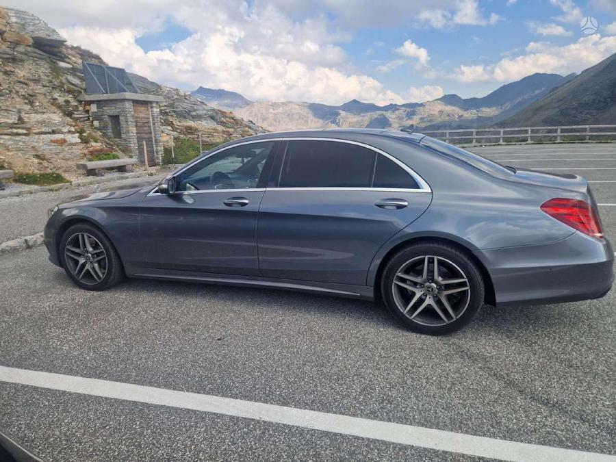 Grey Mercedes-Benz S 350 2017 in Rokiskis, with an engine capacity of 3.00 L and mileage of 300 thousand km for 25000 €, photo 8 on AUTOMOTO.COM.LV