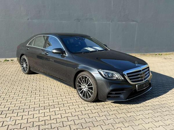 Мерседес С 350 2018 в Каунас на AUTOMOTO.COM.LV Серый Мерседес С 350 2018 в Каунас, объемом двигателя 2.93 л и пробегом 244 тыс. км за 36900 €, фото 1 на AUTOMOTO.COM.LV