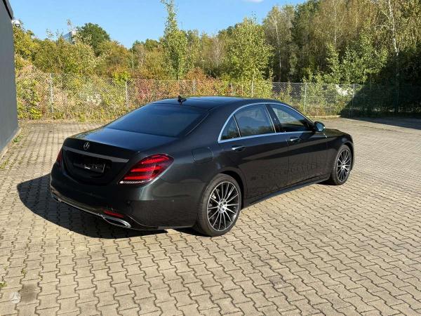 Мерседес С 350 2018 в Каунас на AUTOMOTO.COM.LV Серый Мерседес С 350 2018 в Каунас, объемом двигателя 2.93 л и пробегом 244 тыс. км за 36900 €, фото 5 на AUTOMOTO.COM.LV