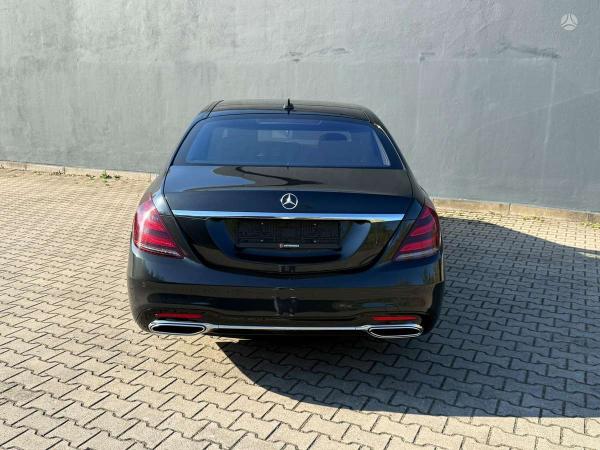 Мерседес С 350 2018 в Каунас на AUTOMOTO.COM.LV Серый Мерседес С 350 2018 в Каунас, объемом двигателя 2.93 л и пробегом 244 тыс. км за 36900 €, фото 7 на AUTOMOTO.COM.LV