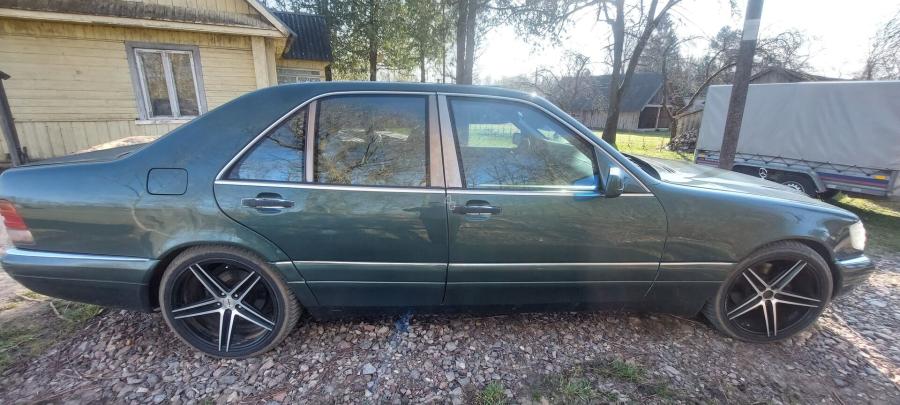 Мерседес С 350 1995 в Вильнюс, объемом двигателя 3.50 л и пробегом 350 тыс. км за 5300 €, фото 7 на AUTOMOTO.COM.LV