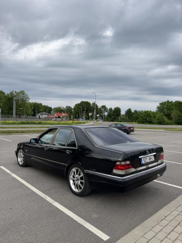 Мерседес С 350 1996 в Кивиыли, объемом двигателя 3.50 л и пробегом 417 тыс. км за 2500 €, фото 5 на AUTOMOTO.COM.LV