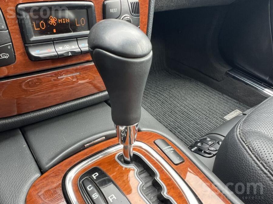 Mercedes-Benz S 350 2002 Jelgava, ar dzinēja tilpumu 3.70 L un nobraukumu 200 tūkst. km par 6900 €, foto 30 vietnē AUTOMOTO.COM.LV