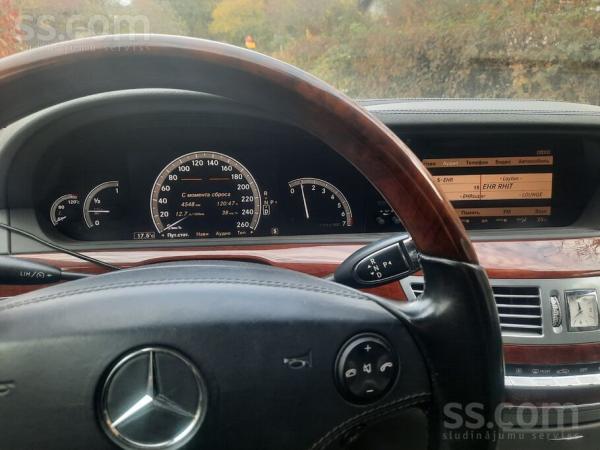 Mercedes-Benz S 350 2005 in Riga, with an engine capacity of 3.50 L and mileage of 375 thousand km for 4800 €, photo 1 on AUTOMOTO.COM.LV