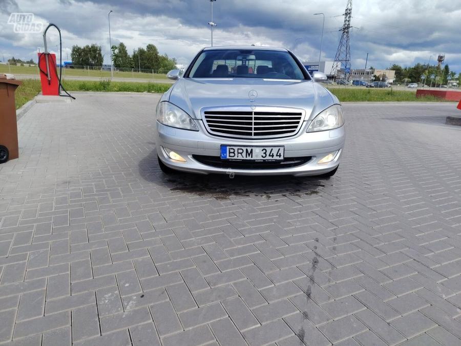 Мерседес С 350 2005 в Мажейкяй, объемом двигателя 3.50 л и пробегом 371 тыс. км за 2950 €, фото 3 на AUTOMOTO.COM.LV