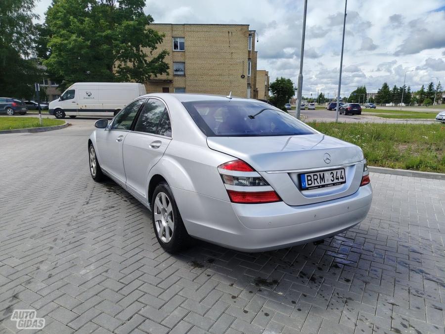 Мерседес С 350 2005 в Мажейкяй, объемом двигателя 3.50 л и пробегом 371 тыс. км за 2950 €, фото 7 на AUTOMOTO.COM.LV