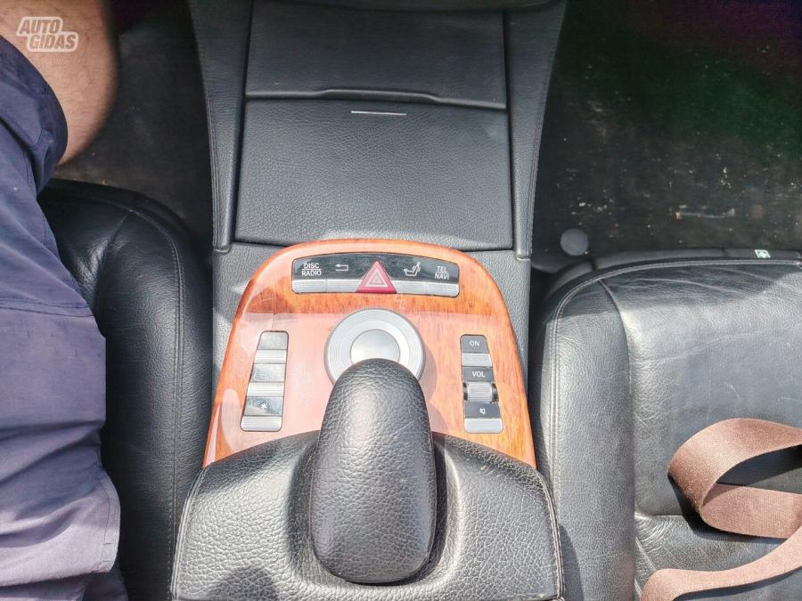 Мерседес С 350 2005 в Мажейкяй, объемом двигателя 3.50 л и пробегом 371 тыс. км за 2950 €, фото 14 на AUTOMOTO.COM.LV