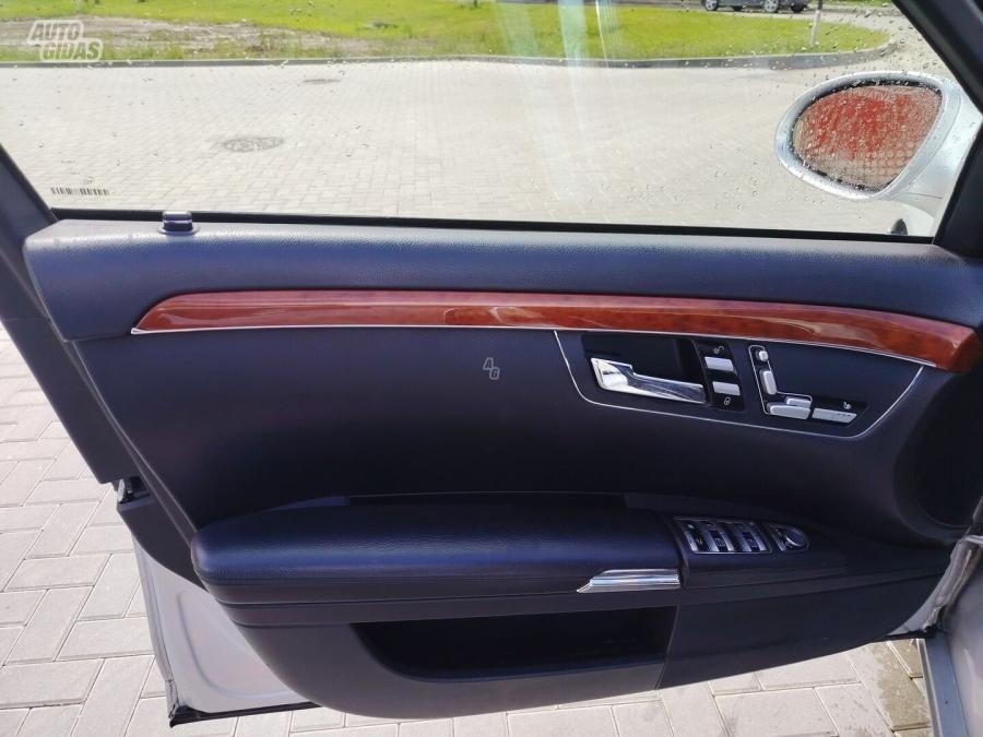 Мерседес С 350 2005 в Мажейкяй, объемом двигателя 3.50 л и пробегом 371 тыс. км за 2950 €, фото 15 на AUTOMOTO.COM.LV