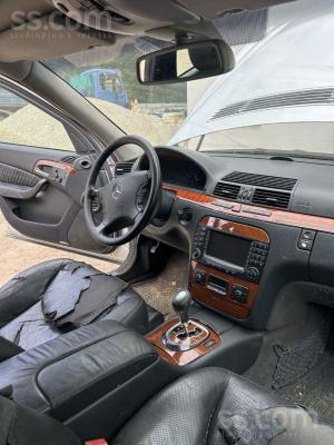 Mercedes-Benz S 350 2005 in Riga, with an engine capacity of 3.50 L and mileage of 363 thousand km for 890 €, photo 10 on AUTOMOTO.COM.LV