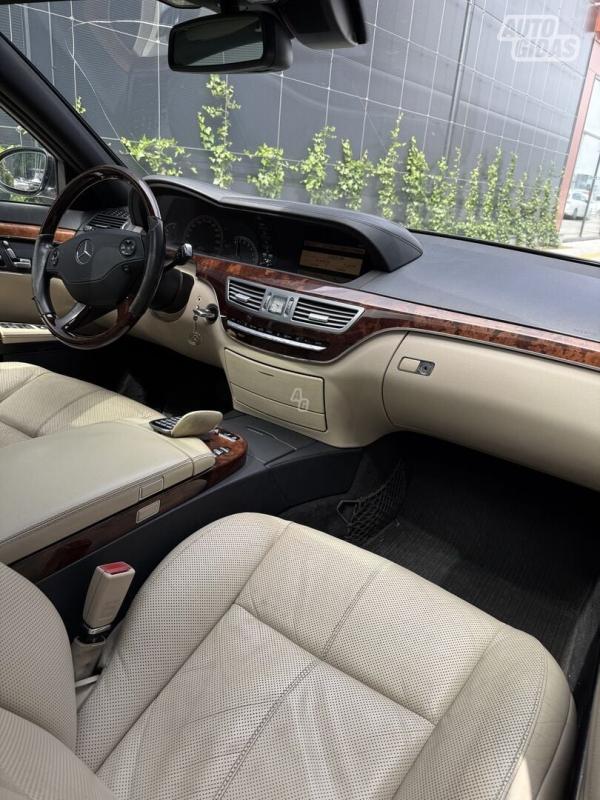 Mercedes-Benz S 350 2006 Klaipėda, ar dzinēja tilpumu 3.50 L un nobraukumu 375 tūkst. km par 5400 €, foto 9 vietnē AUTOMOTO.COM.LV