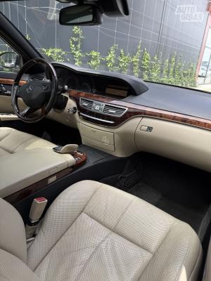 Mercedes-Benz S 350 2006 Klaipėda, ar dzinēja tilpumu 3.50 L un nobraukumu 375 tūkst. km par 5400 €, foto 9 vietnē AUTOMOTO.COM.LV