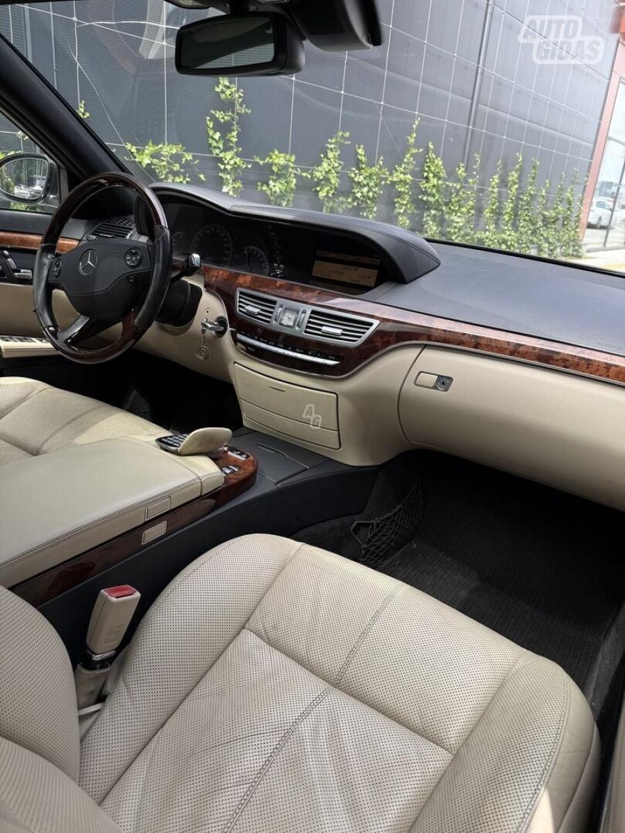 Mercedes-Benz S 350 2006 Klaipėda, ar dzinēja tilpumu 3.50 L un nobraukumu 375 tūkst. km par 5400 €, foto 9 vietnē AUTOMOTO.COM.LV