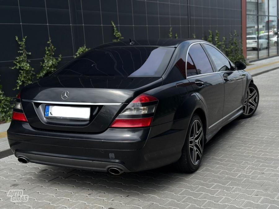 Mercedes-Benz S 350 2006 Klaipėda, ar dzinēja tilpumu 3.50 L un nobraukumu 375 tūkst. km par 5400 €, foto 13 vietnē AUTOMOTO.COM.LV