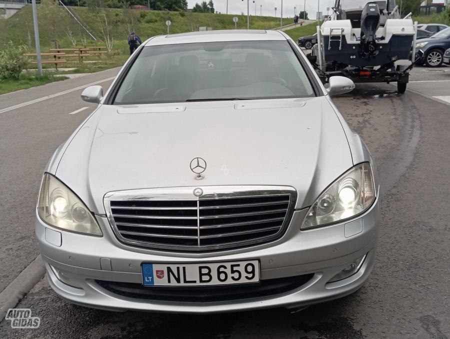 Мерседес С 350 2006 в Клайпеда, объемом двигателя 3.50 л и пробегом 293 тыс. км за 2800 €, фото 6 на AUTOMOTO.COM.LV